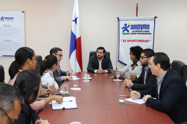 Representantes De AMPYME Gestionaron Presencia Online De Las Empresas ...