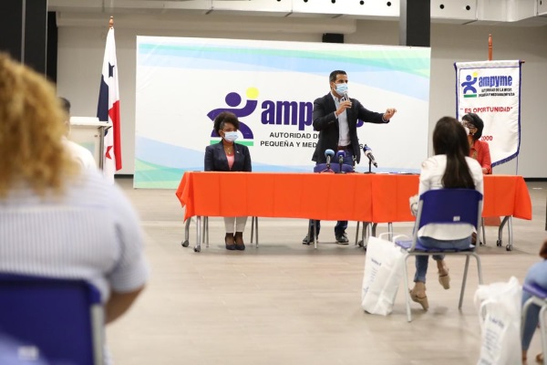 AMPYME Entrega Capital Semilla Por B/.250 Mil A 143 Emprendedores ...